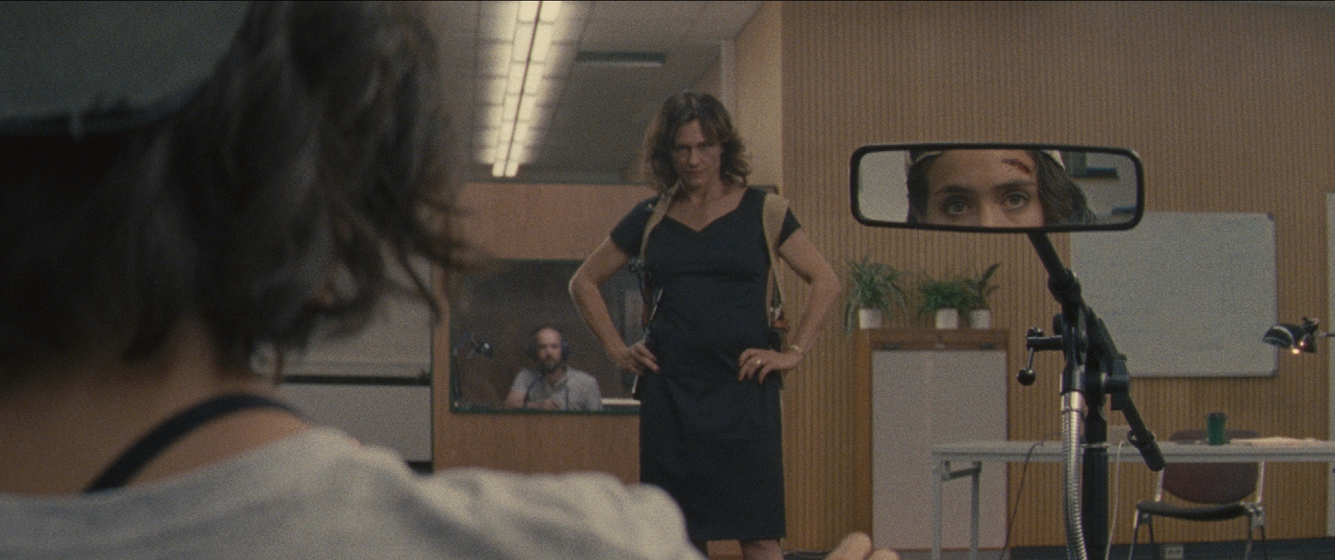 Tilman Singer’s ‘Luz’ – Complex Distractions